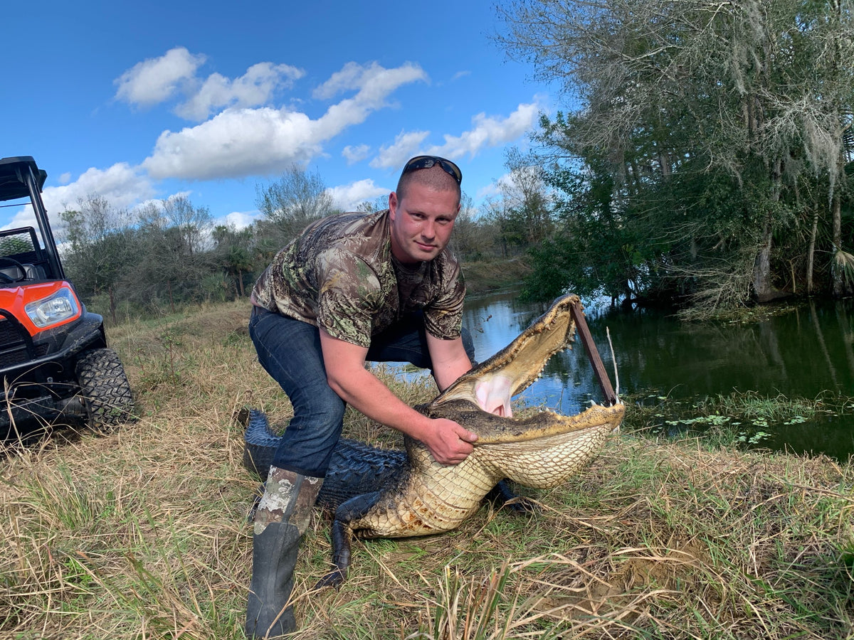 Florida Trophy Alligator Hunting with Trophy Gator Hunts | Book Now